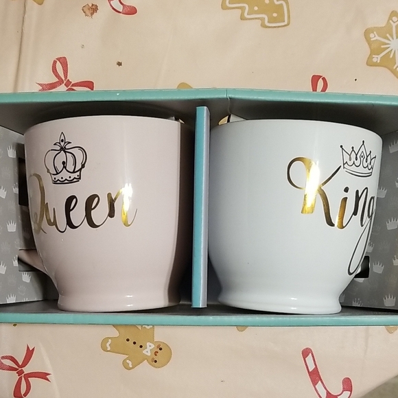 Dining | Queen And King Mug Set Pink And White | Poshmark